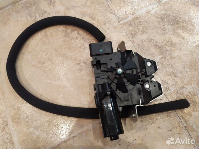 Замок крышки багажника A2317500085 - новый купить в Москве MERCEDES ...