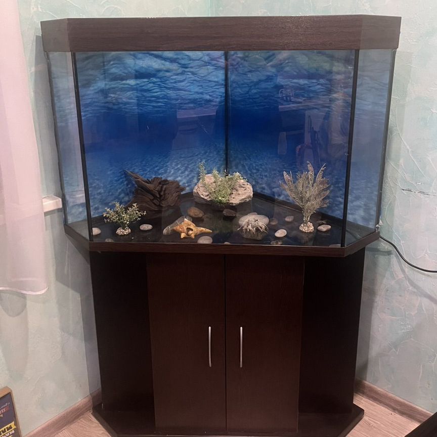 Аквариум с тумбой