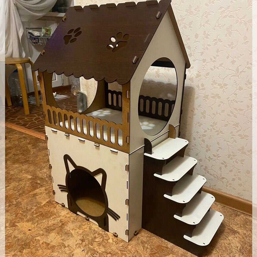 Домик для кошки деревянный