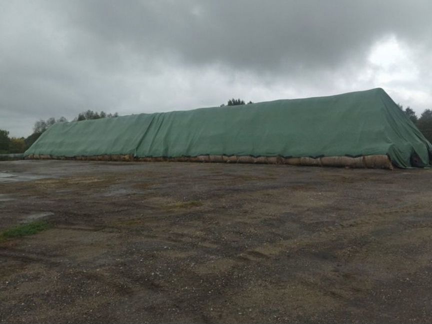Сено - укрывной материал (банер)