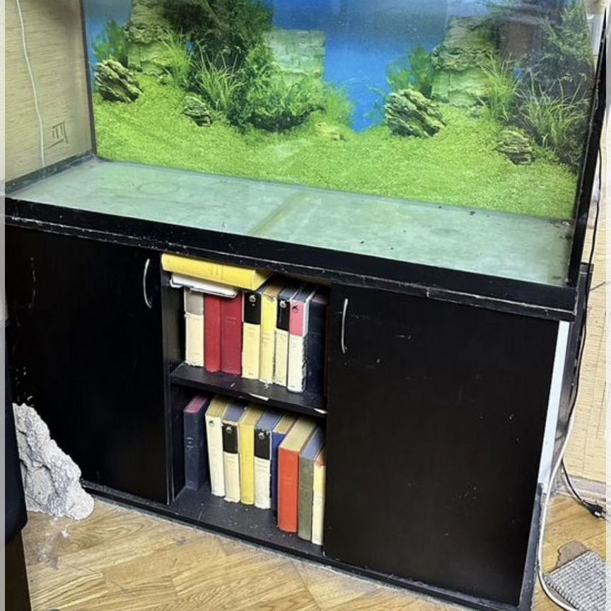 Аквариум с тумбой 300 литров