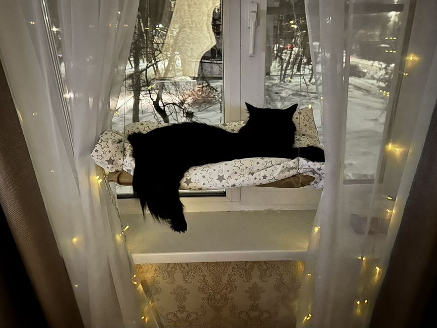 Подвесная лежанка для кошек