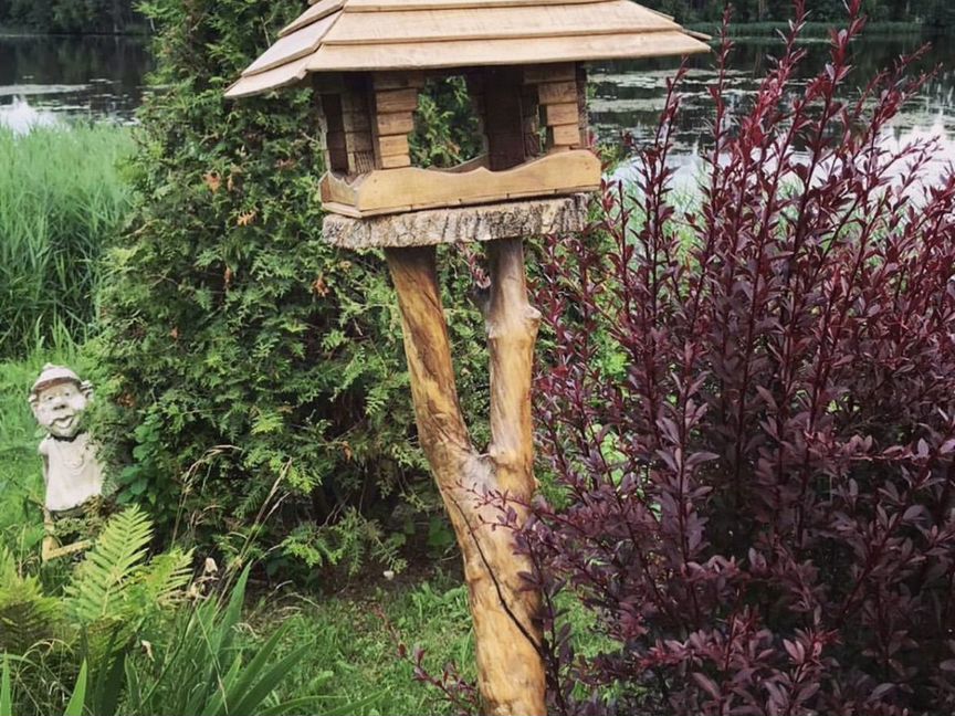 Кормушки и скворечники