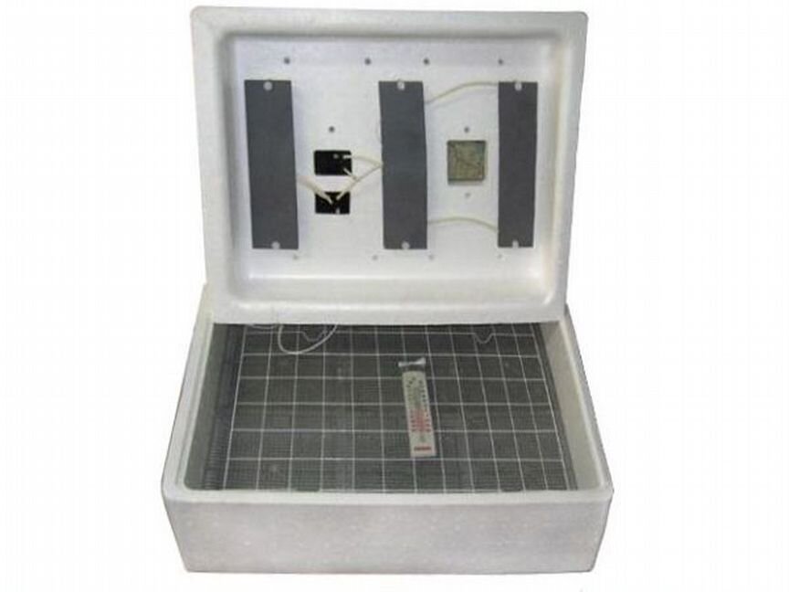 Инкубатор Несушка (72) на 77 яиц 220В автомат. пер