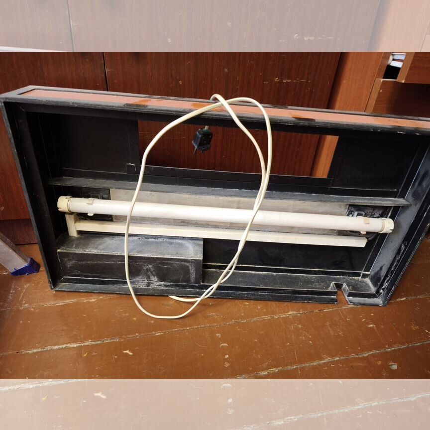 Крышка с лампой для аквариума