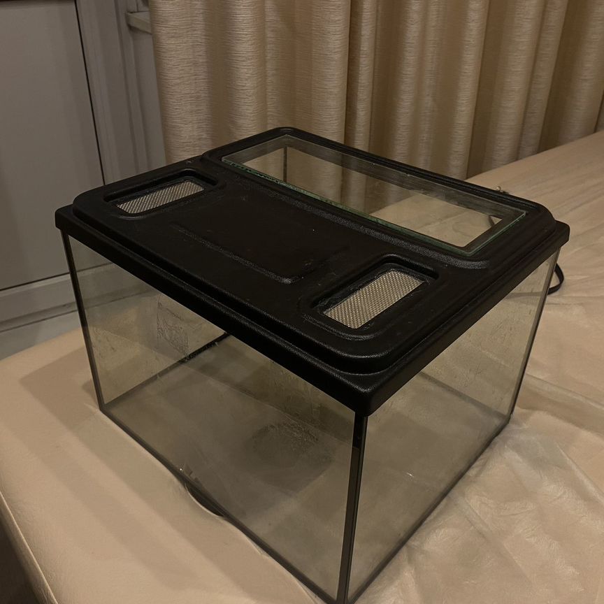 Террариум для рептилий и амфибий