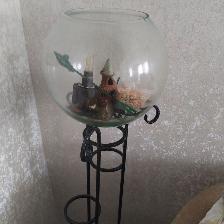 Аквариум с подставкой