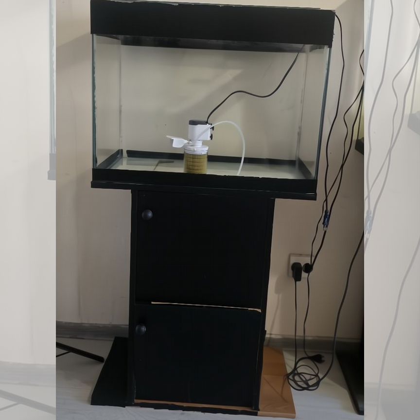 Аквариум с тумбой