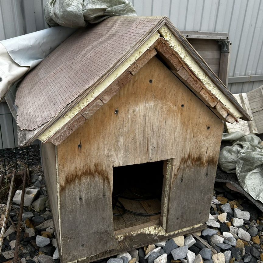 Будка для собаки утепленная
