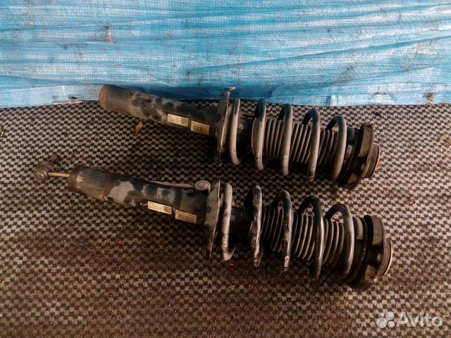 Стойка перед c VW Golf 5K1 cavd купить в Хабаровске VWGROUP 1K0413031BE ...