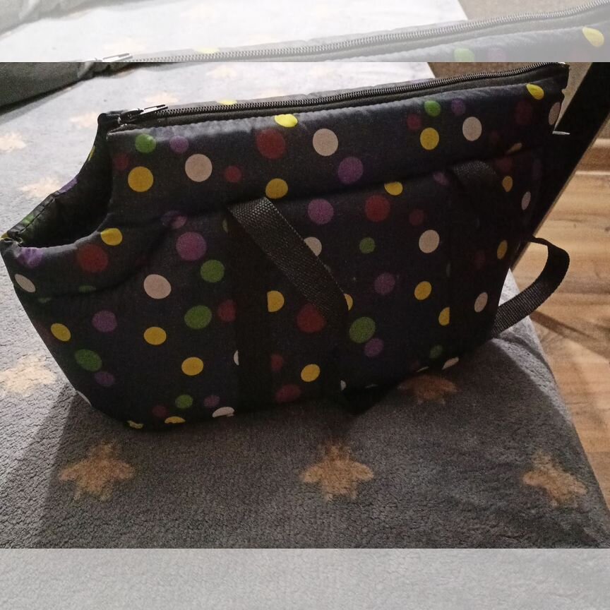 Переноска для маленькой собачки