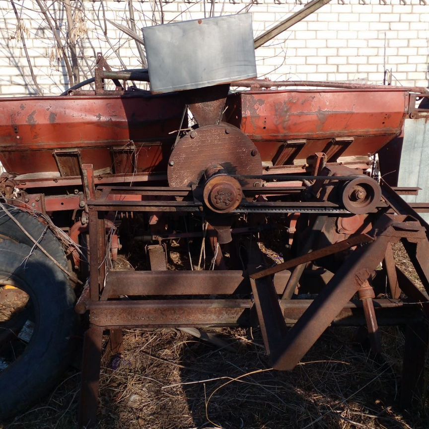 Зернодробилка бу