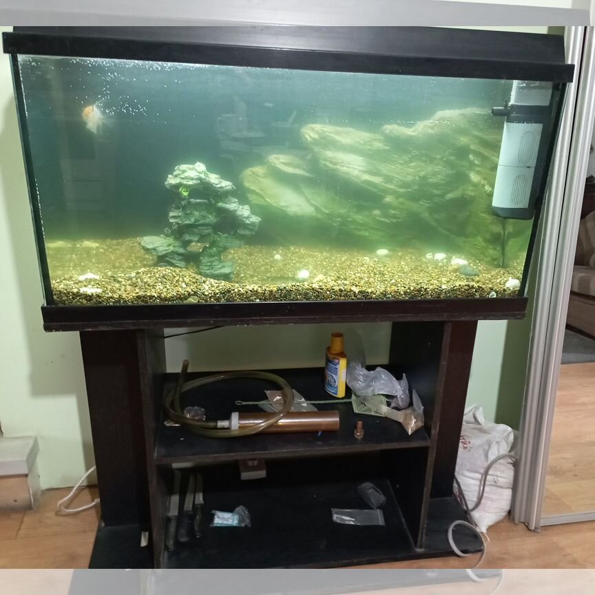 Аквариум с тумбой 200л