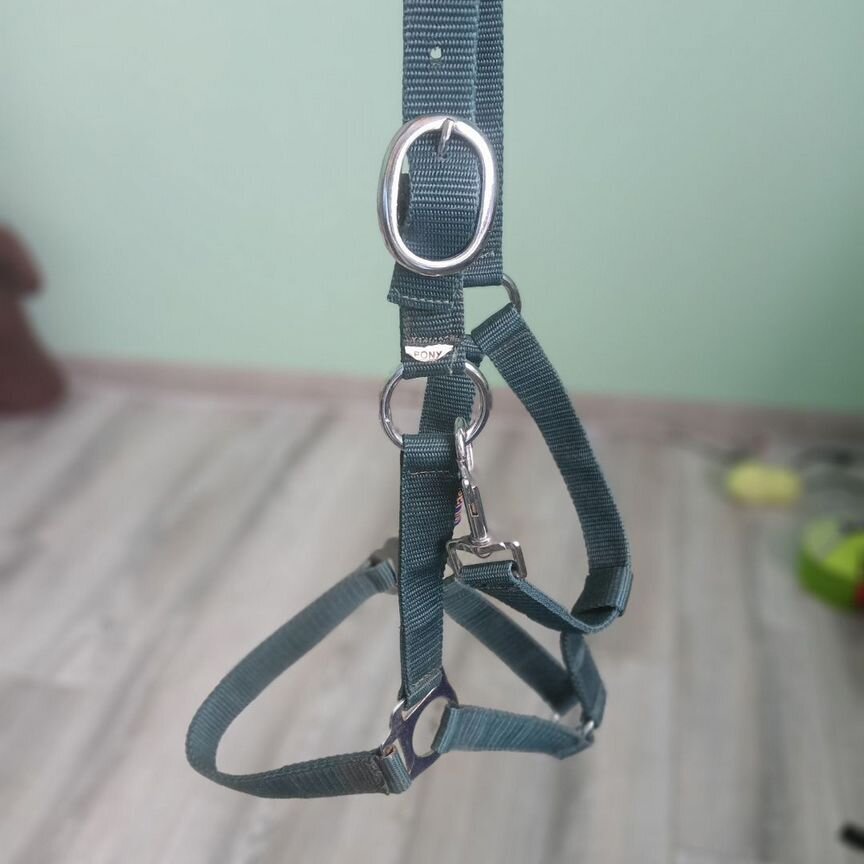 Надоуздок для пони