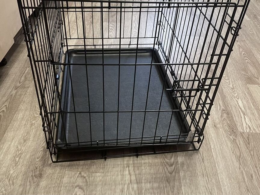 Вольер, клетка