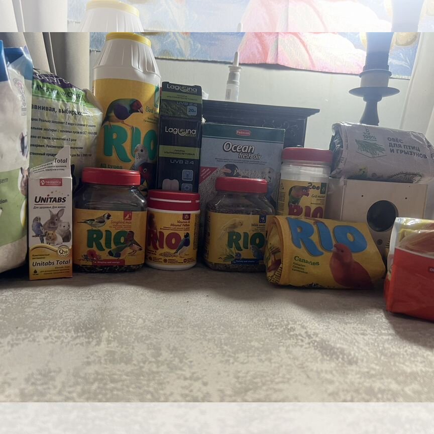 Продаю одним пакетом, для попугаев и канареек