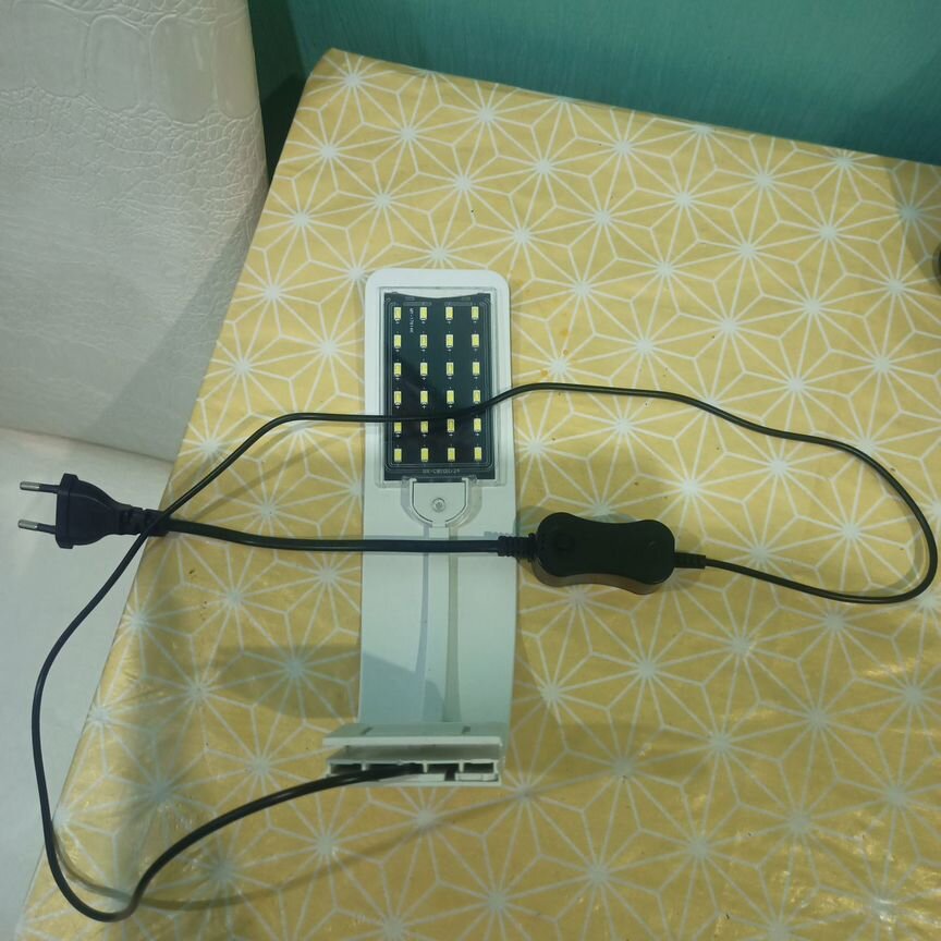 Светильник для аквариума и террариума