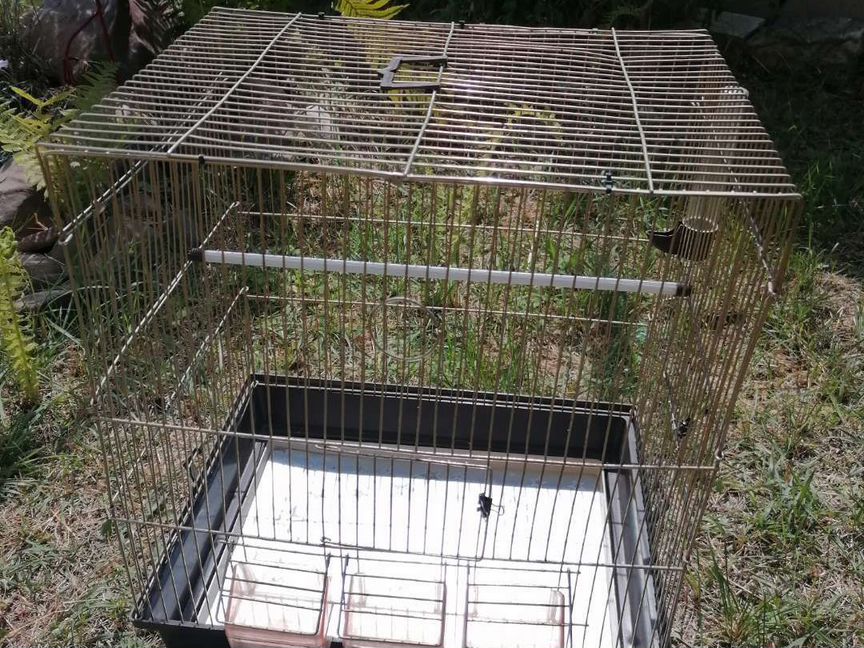 Большая клетка для птиц