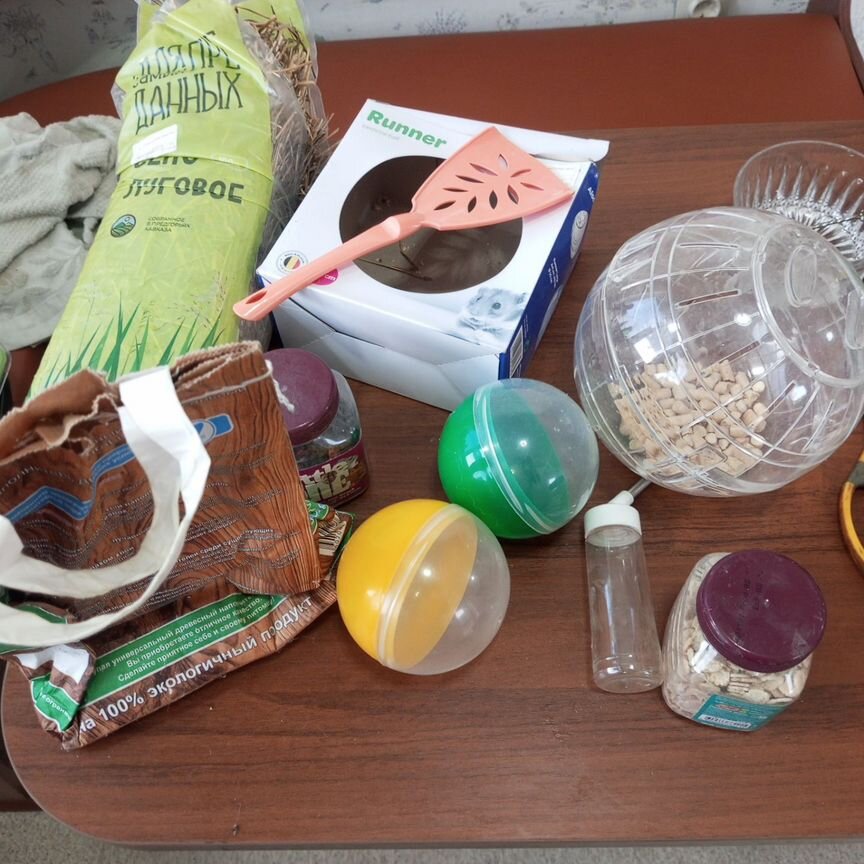 Вещи для хомяка