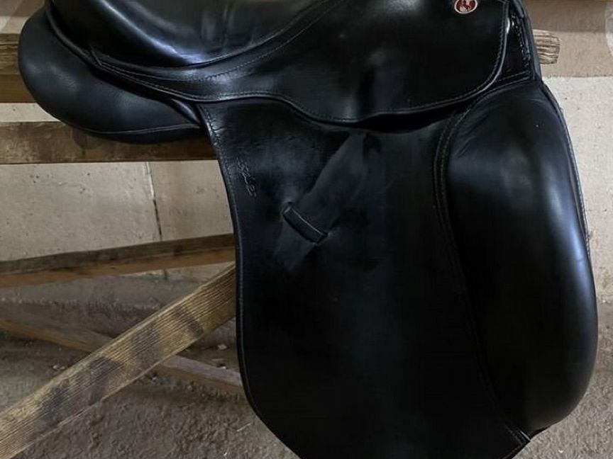 Выездковое седло kieffer