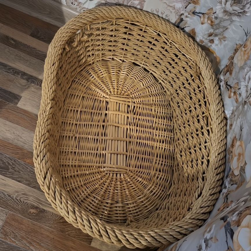 Корзина плетеная для животных