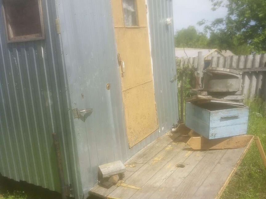 Домик для пчеловода