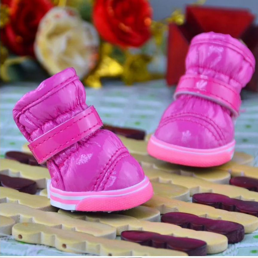 Ботинки для маленьких собак