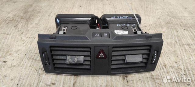 Дефлектор обдува салона центральный Mercedes-Benz купить в Москве ...