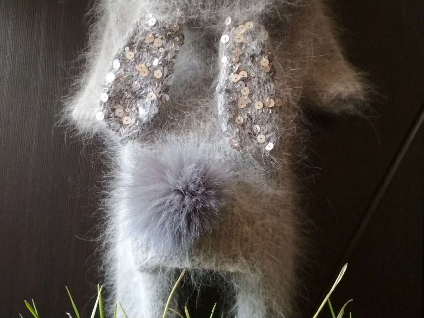 Вязаный комбинезон и свитерочи для собаки