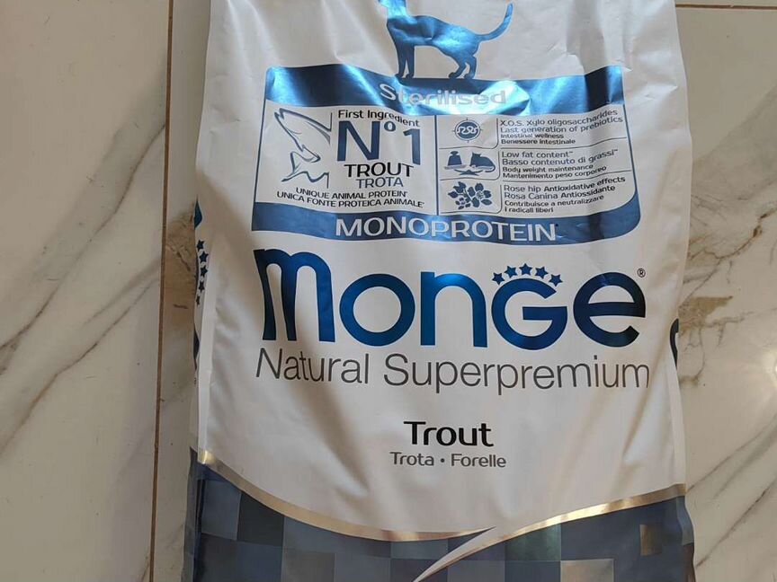 Monge, корм для кошек и собак