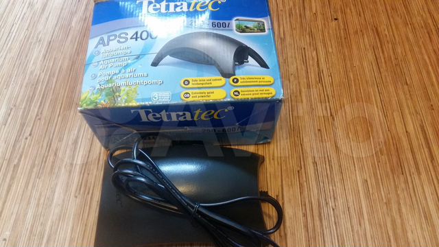 Продаю компрессор для аквариума марка Tetratec APS
