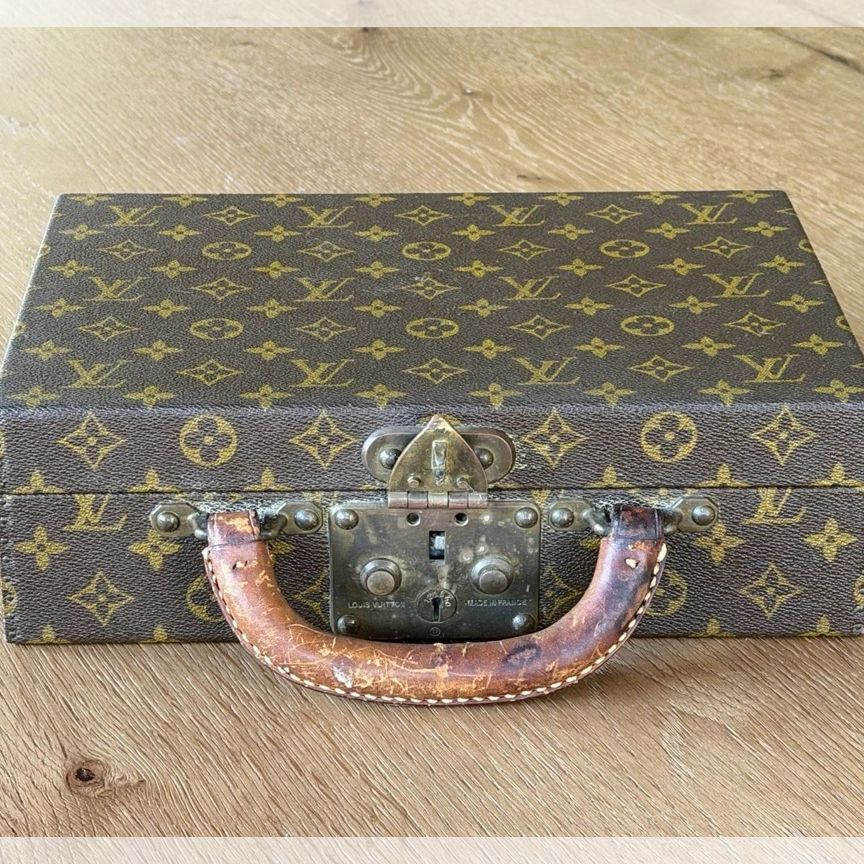 Чемодан для ювелирных украшений Louis Vuitton