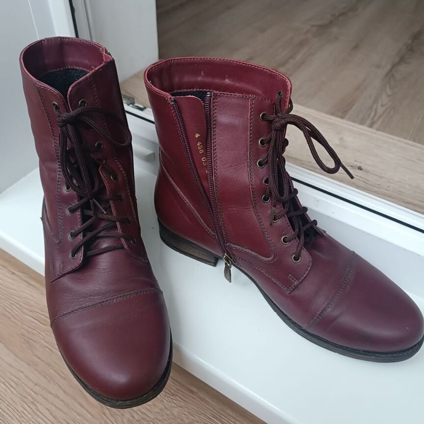 Ботинки демисезонные женские 39 размер