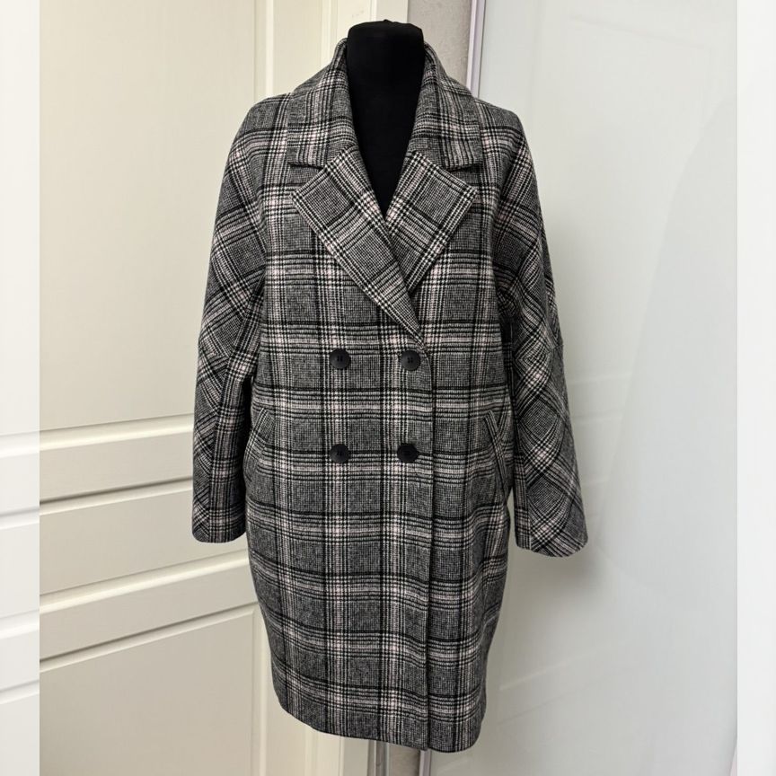 Новое демисезонное пальто Снежная королева