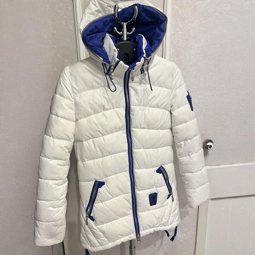 Пуховик женский