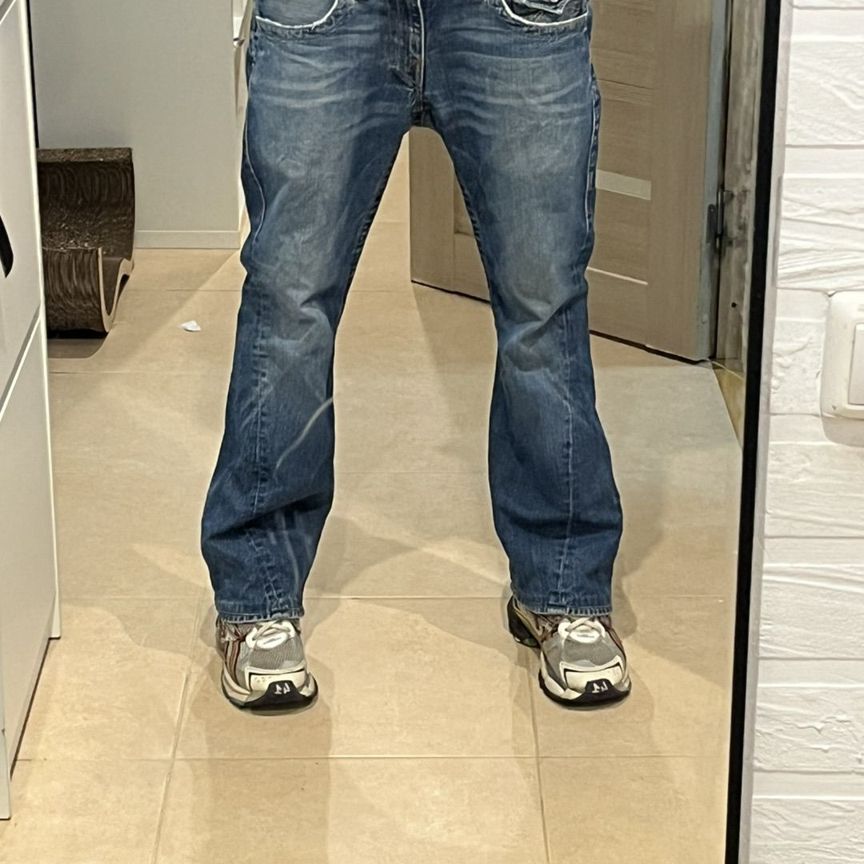 Джинсы True Religion клеш Joey Super T