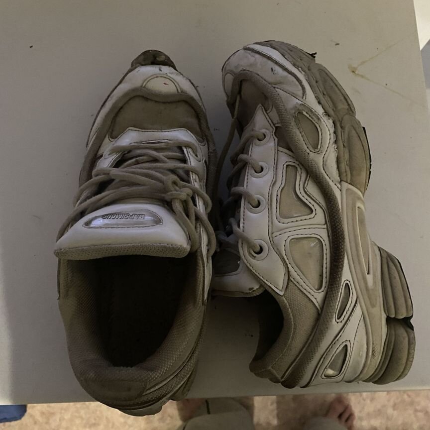 Raf Simons ozweego 3 cream white