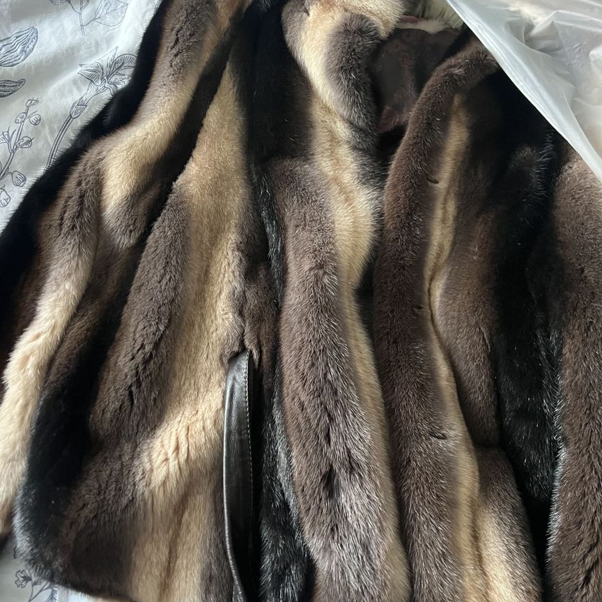 Искусственная шуба бу