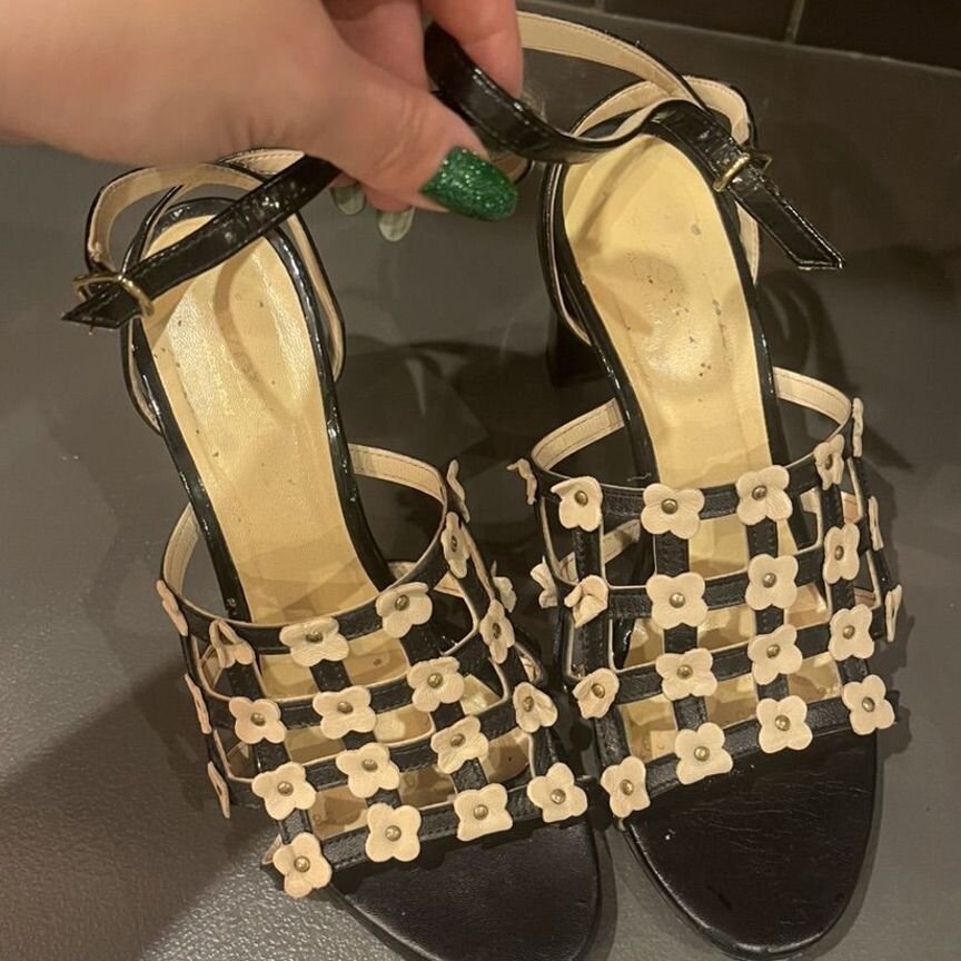 Босоножки женские 37 размер