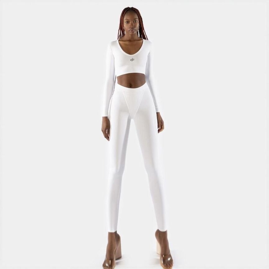 A quick buck леггинсы и топ