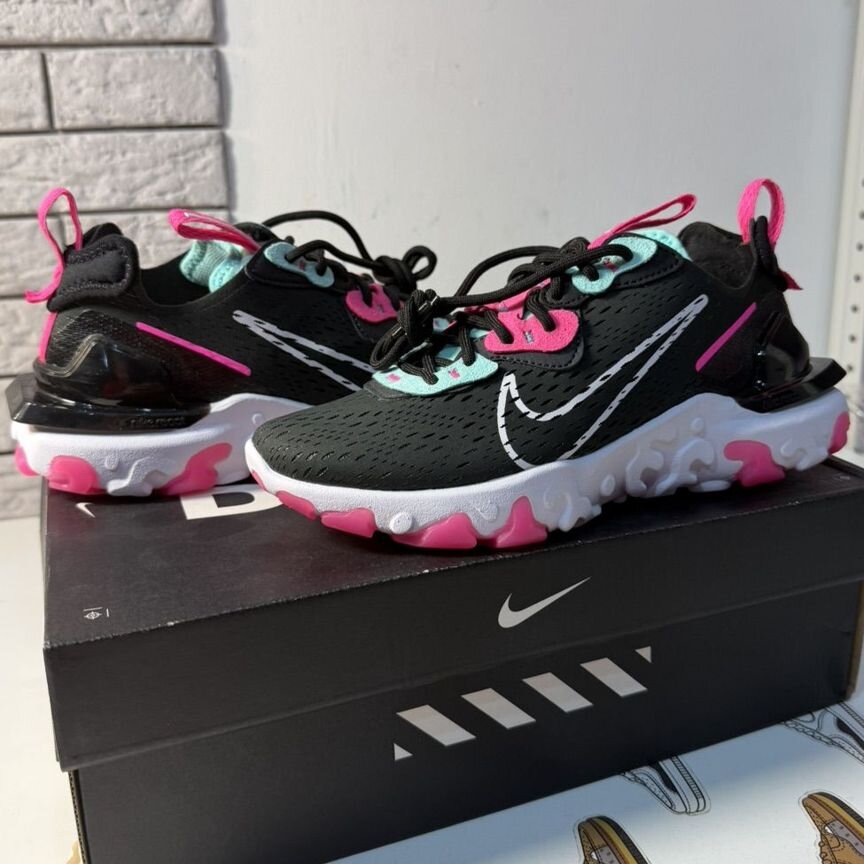 Кроссовки Nike React Vision (37.5,40,41eur)